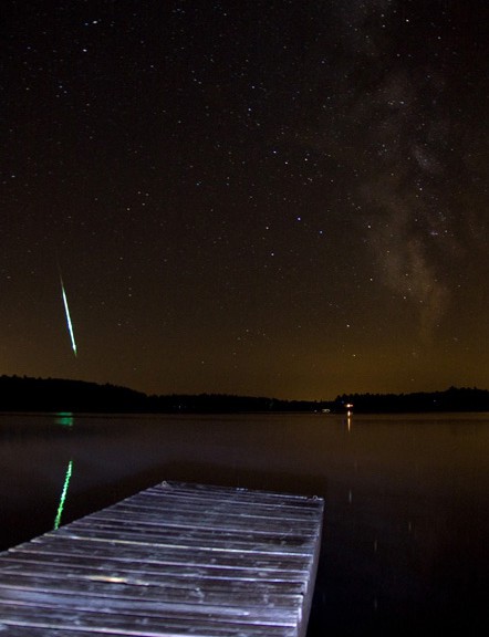 Meteor over Sharbot Lake | William McMullen - Sky & Telescope
