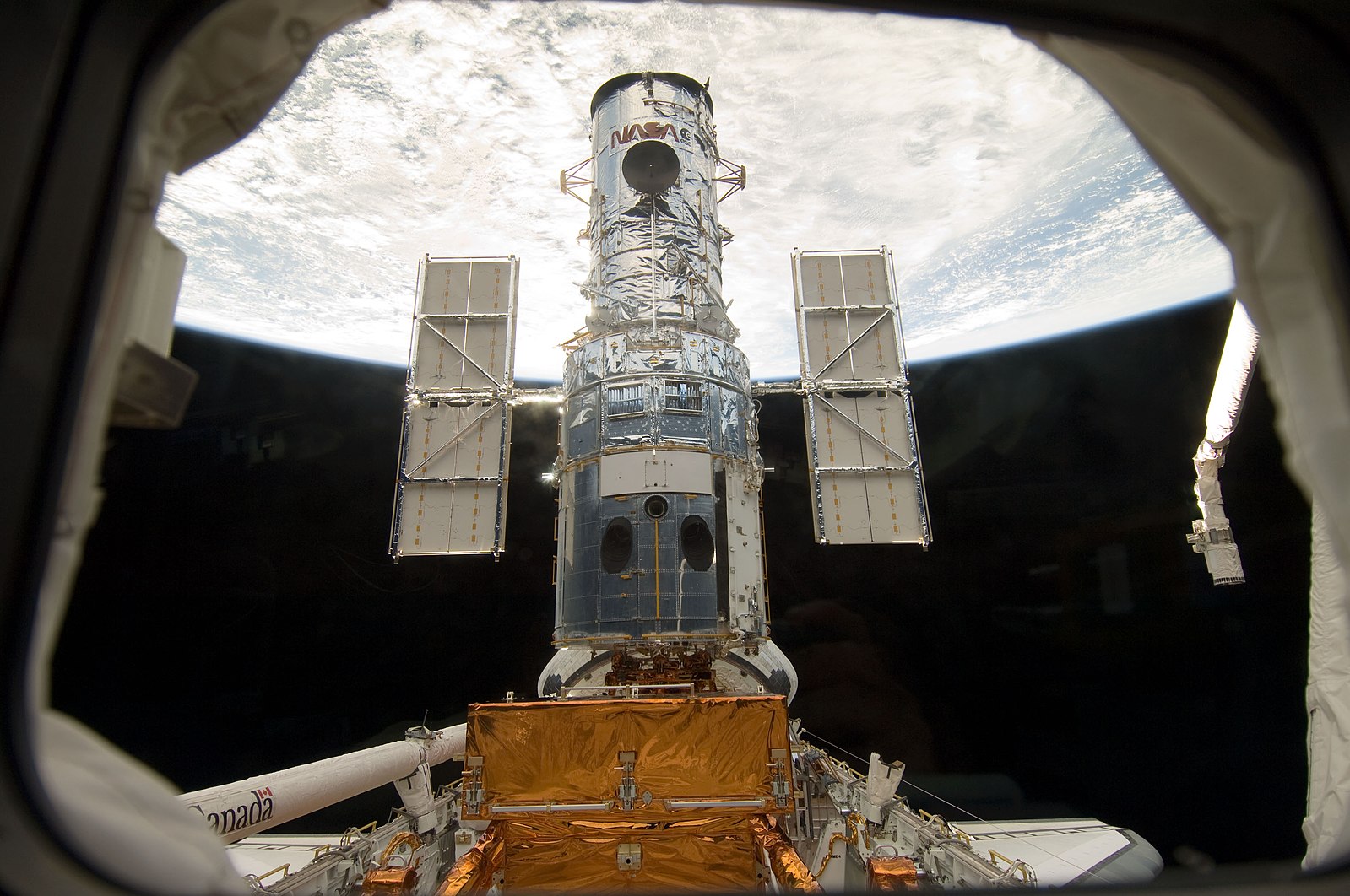 NASA's Hubble Space Telescope Is Back in Action - Sky & Telescope