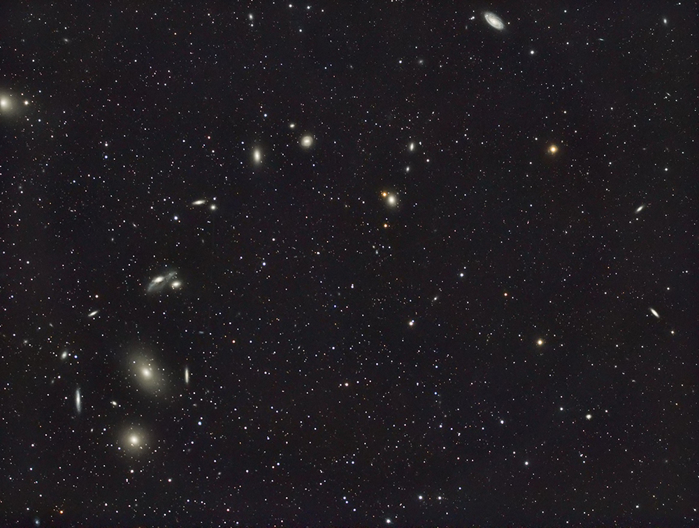Markarian`s Chain - Sky & Telescope