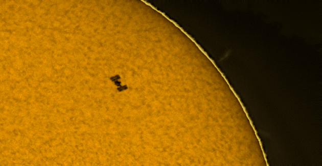 The ISS and the Sun - Sky & Telescope
