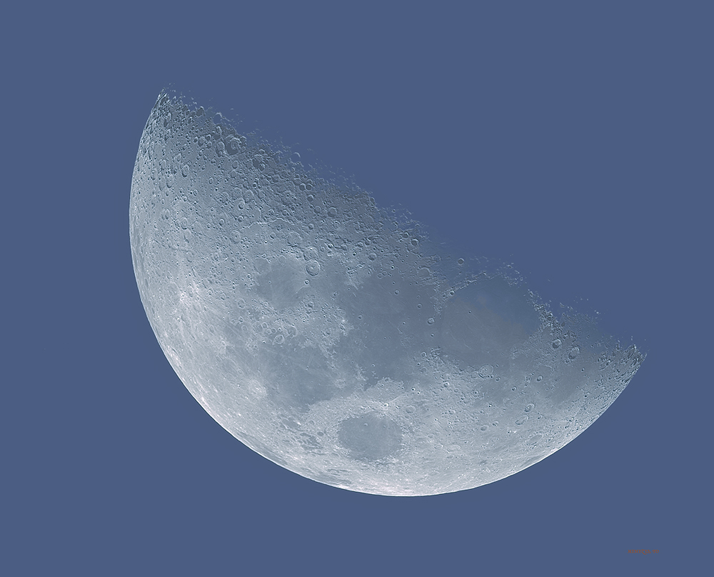 Moon during the day - Sky & Telescope - Sky & Telescope