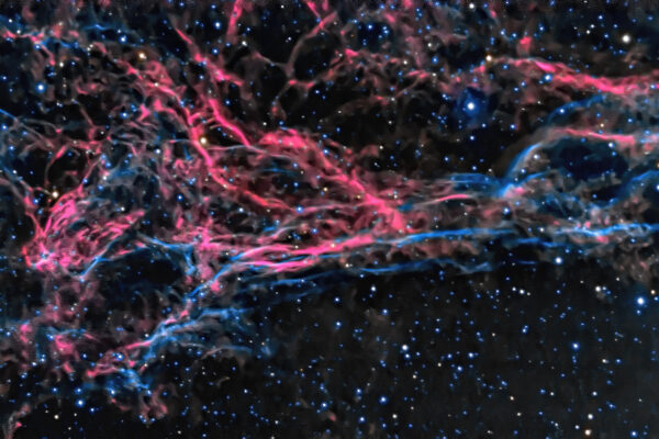 Pickering's Triangle in Western Veil Nebula - Sky & Telescope - Sky ...
