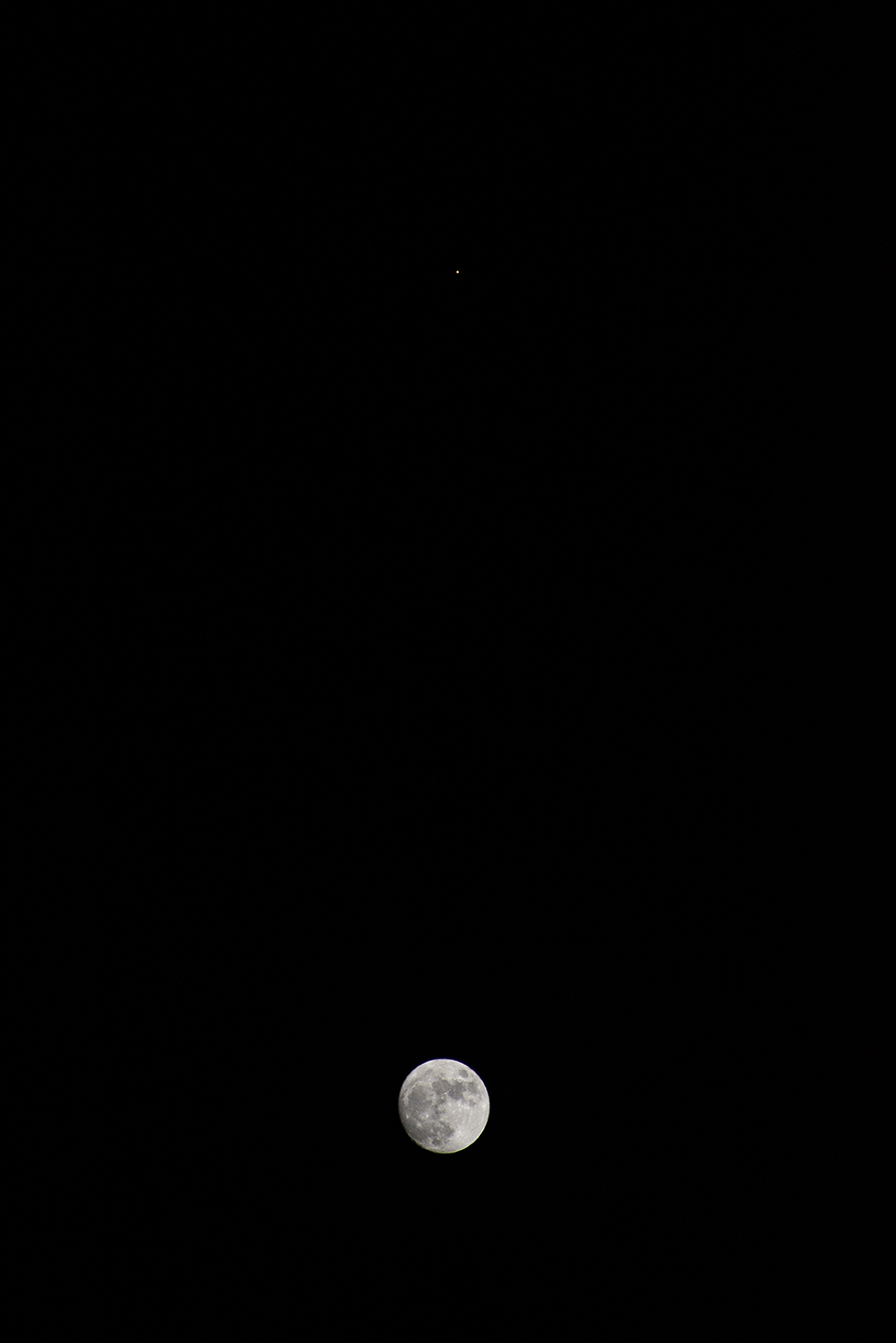 Moon and Mars Rising Together - Sky & Telescope - Sky & Telescope