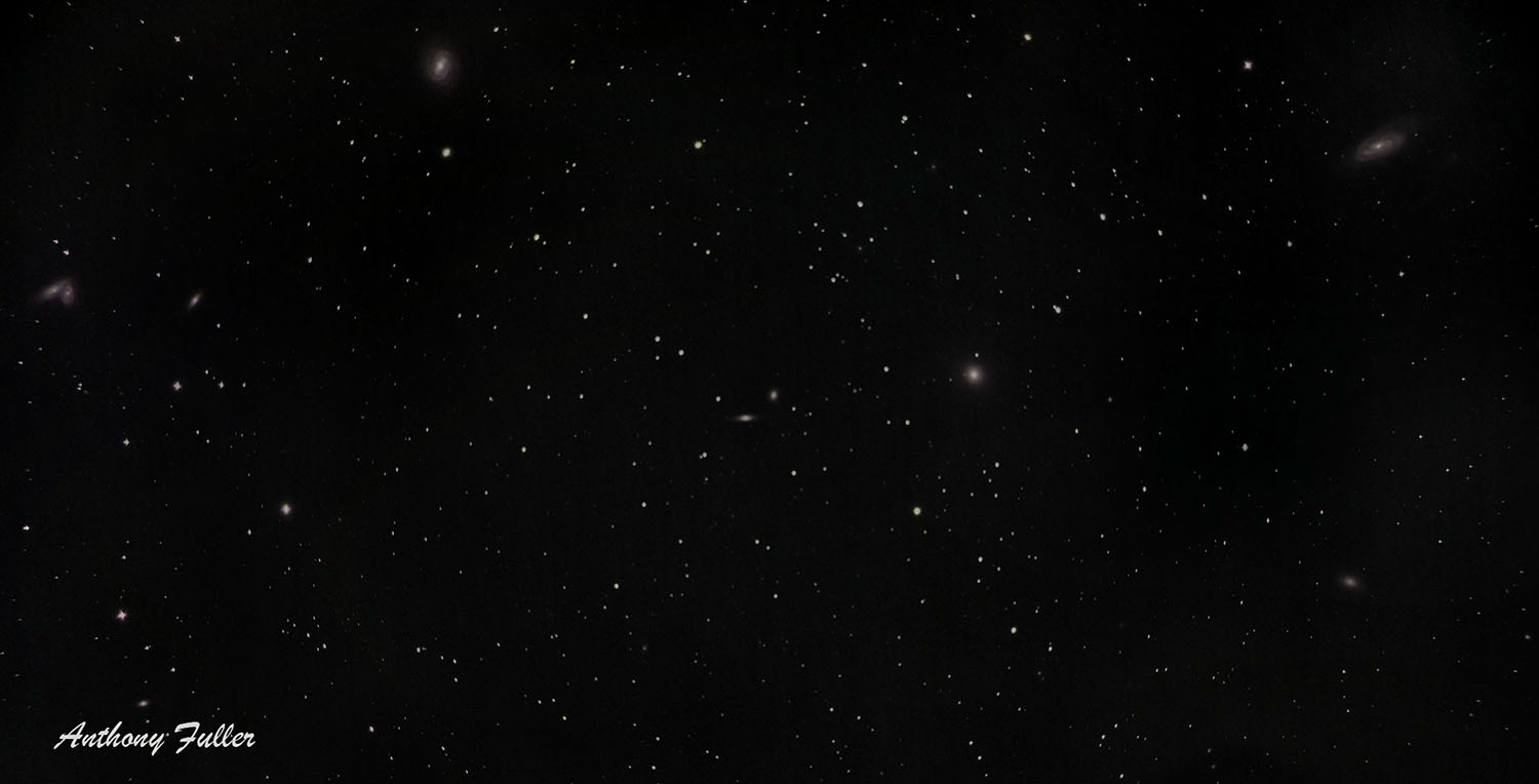 The galaxy Messier 87 located in the Virgo cluster - Sky & Telescope