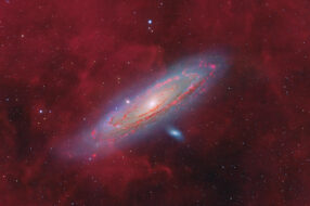 Deep clouds of Andromeda - Sky & Telescope