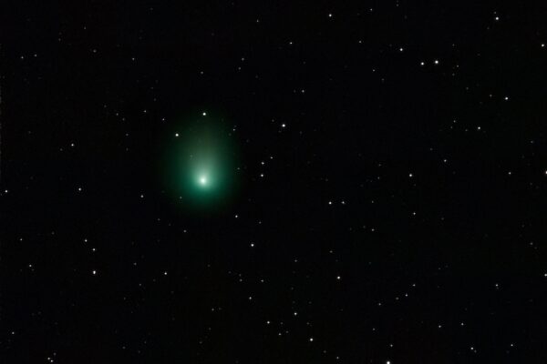 The Green Comet - C/2022 E3 (ZTF) - Sky & Telescope