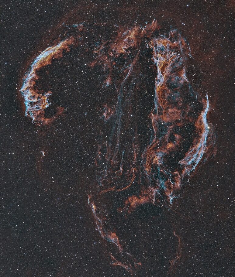 Cosmic Flames - Veil Loop - Supernova Remnant - Sky & Telescope