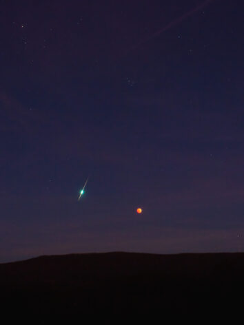 Eclipse with Meteor - Sky & Telescope