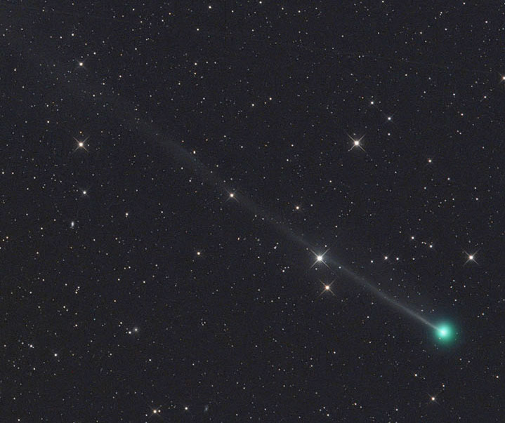 Comets to Catch in 2020 - Sky & Telescope