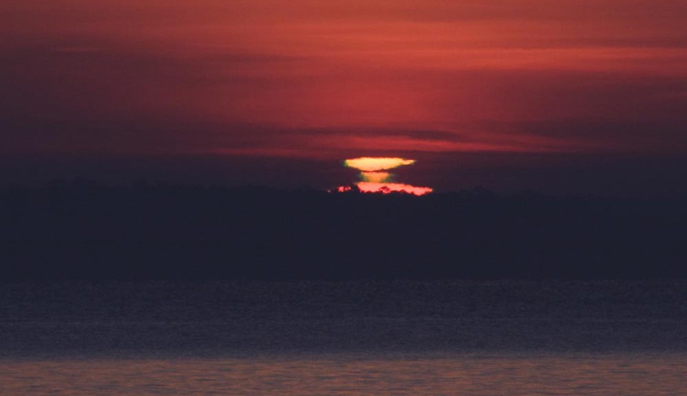 Green Flash | Tom Fleming - Sky & Telescope