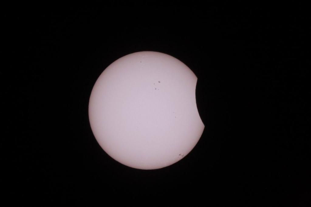 Partial Sun eclipse | Alfredo Balreira - Sky & Telescope