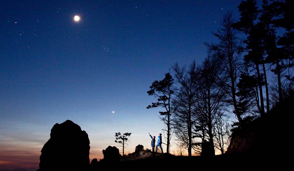 Moon over M45 and Venus | zoran - Sky & Telescope