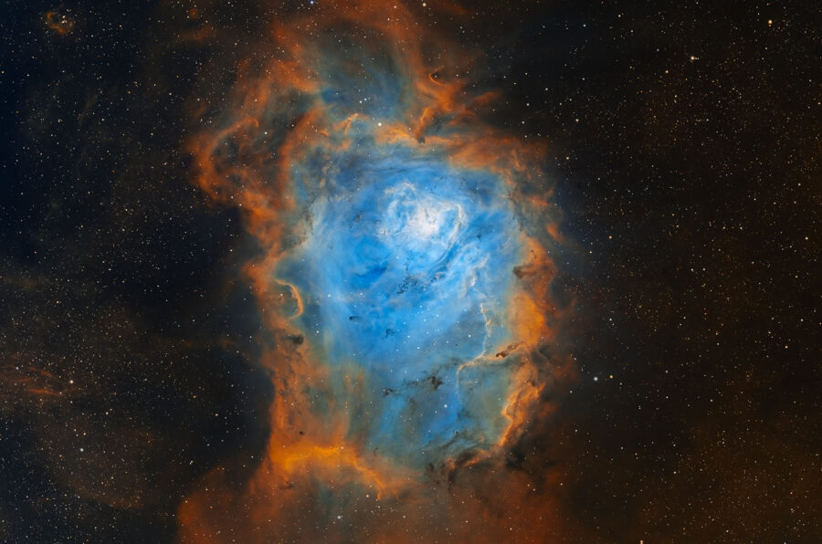 The Lagoon Nebula - Sky & Telescope