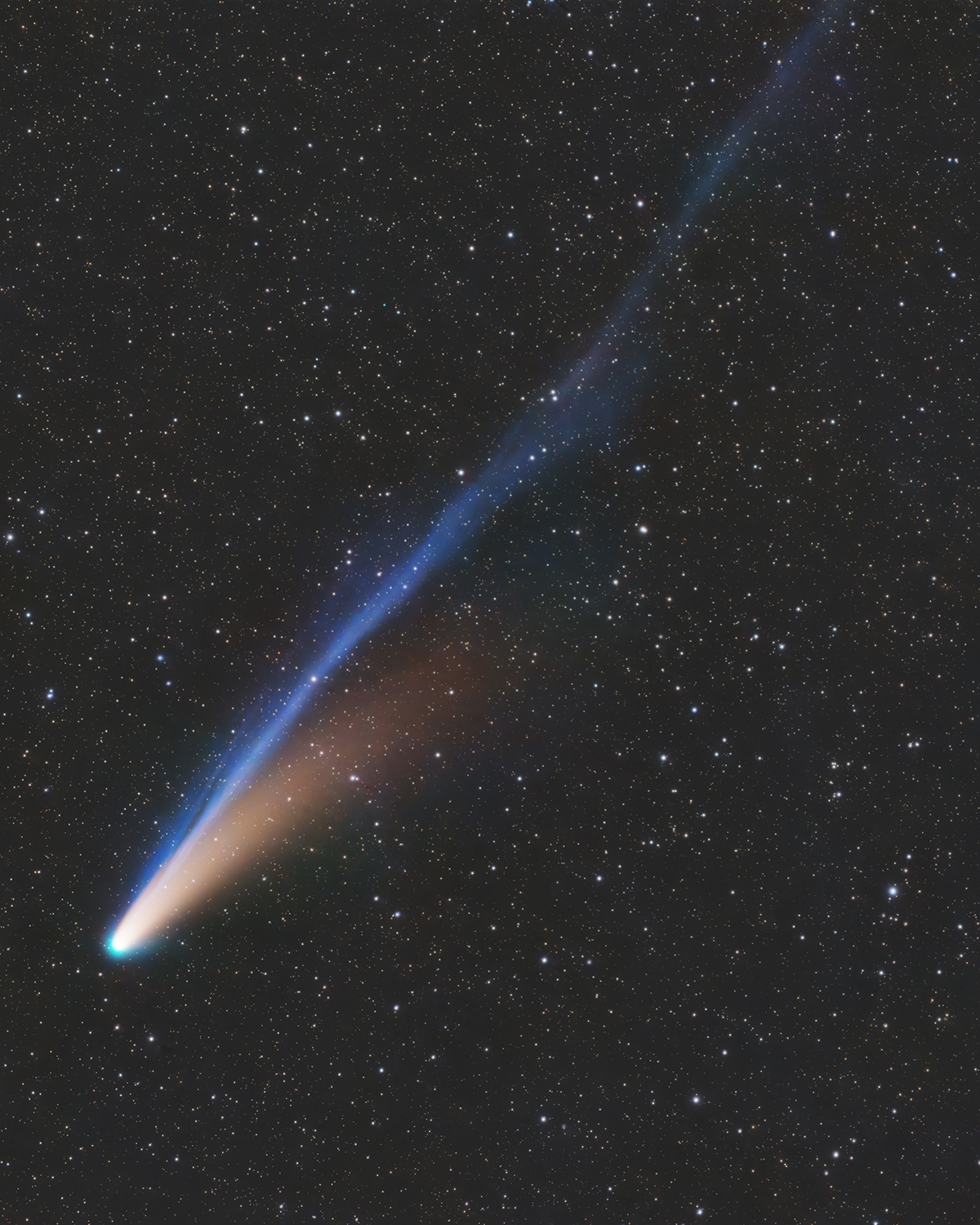 Comet Lemmon and the Breath of the Sun - Sky & Telescope