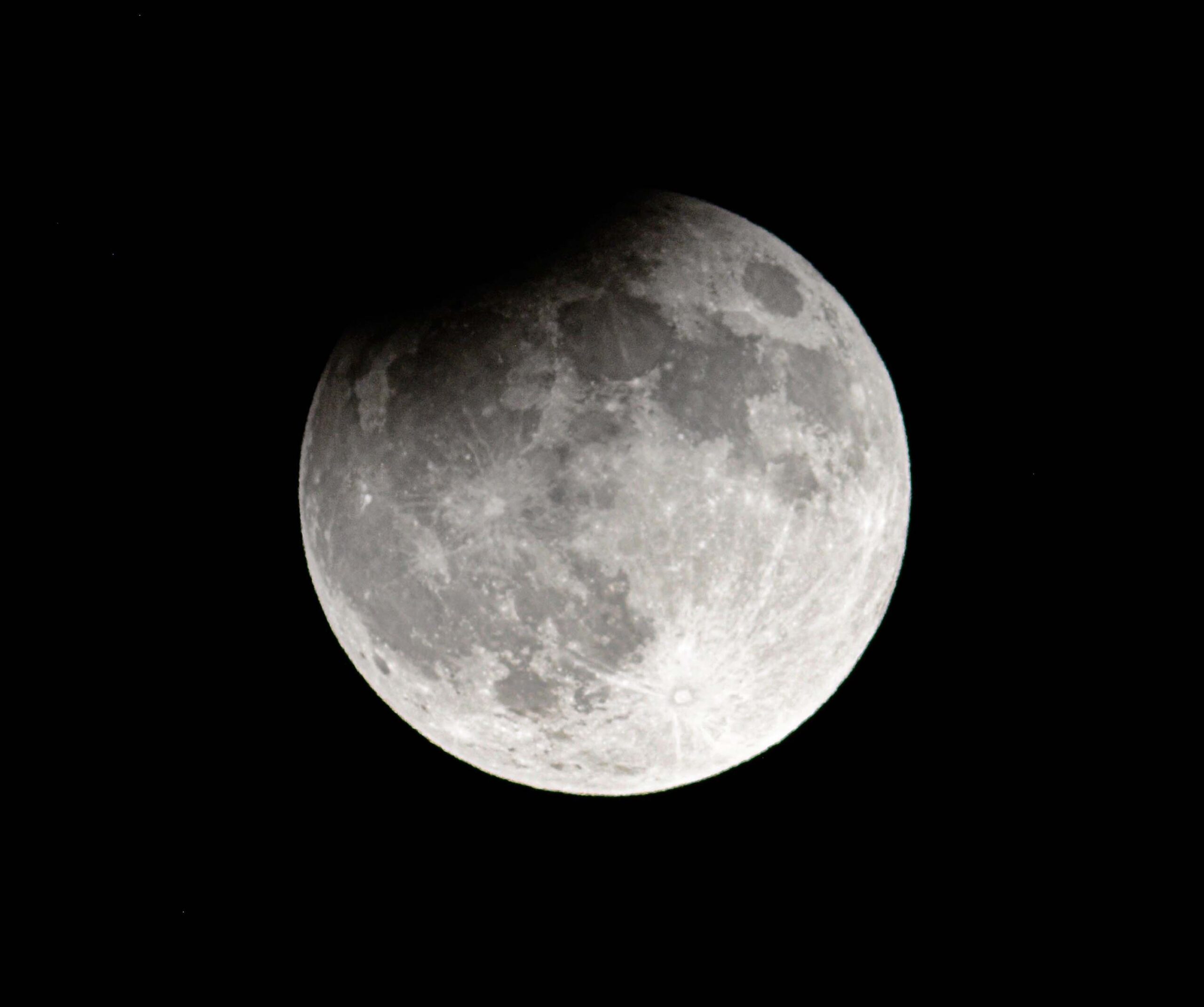 Partial lunar eclipse - Sky & Telescope - Sky & Telescope