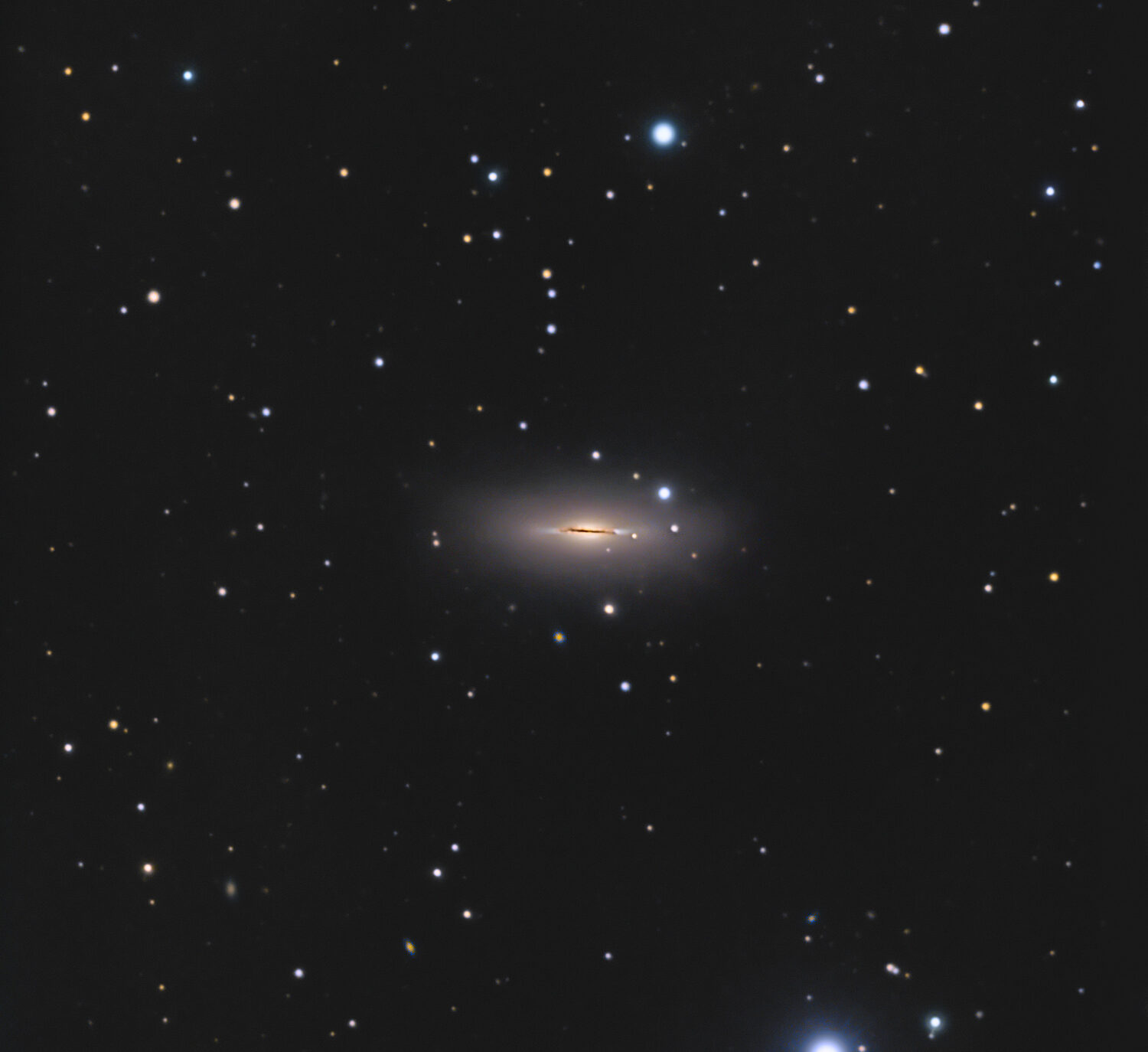 NGC5866 (M102?) in Draco - Sky & Telescope