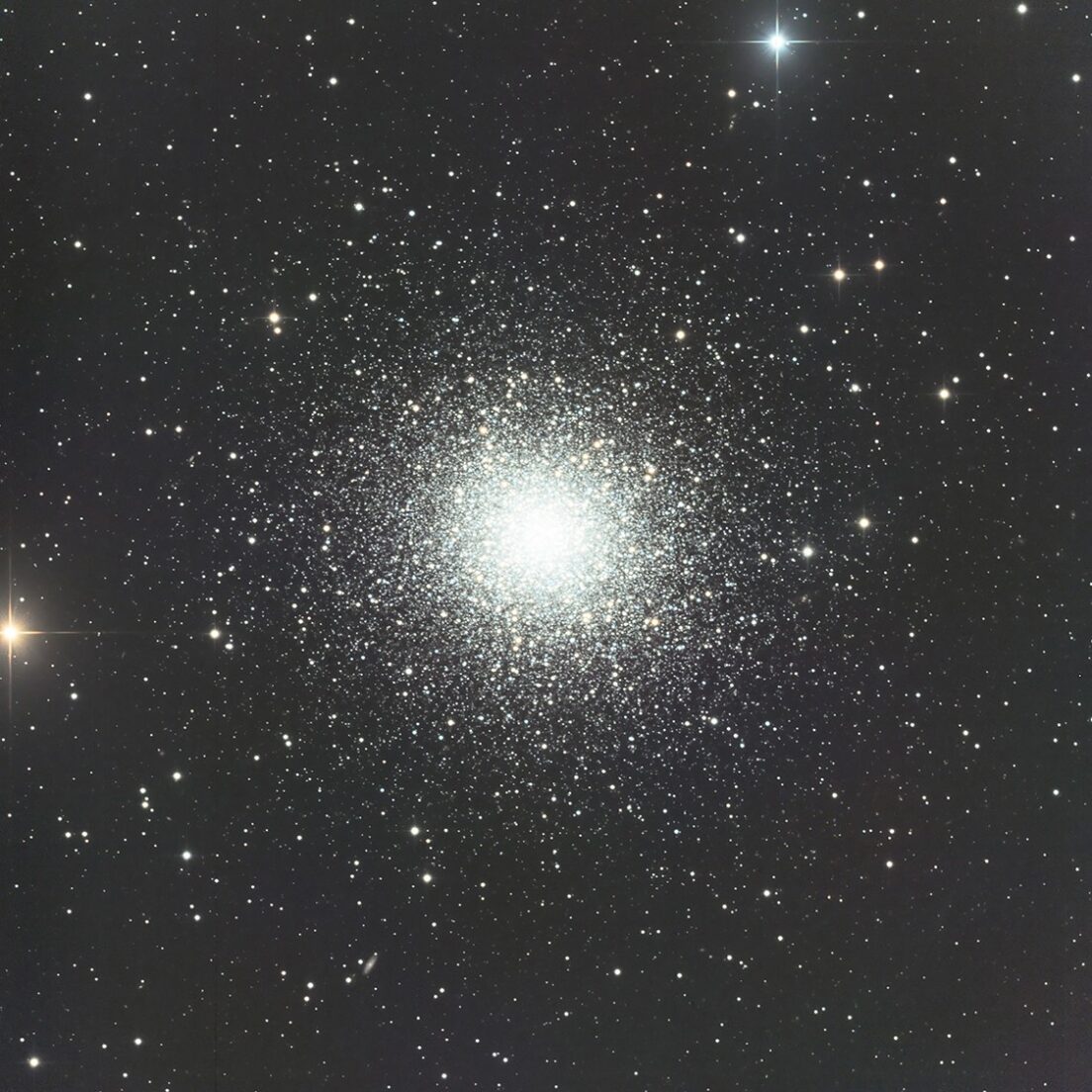 M13: The Great Hercules Cluster - Sky & Telescope