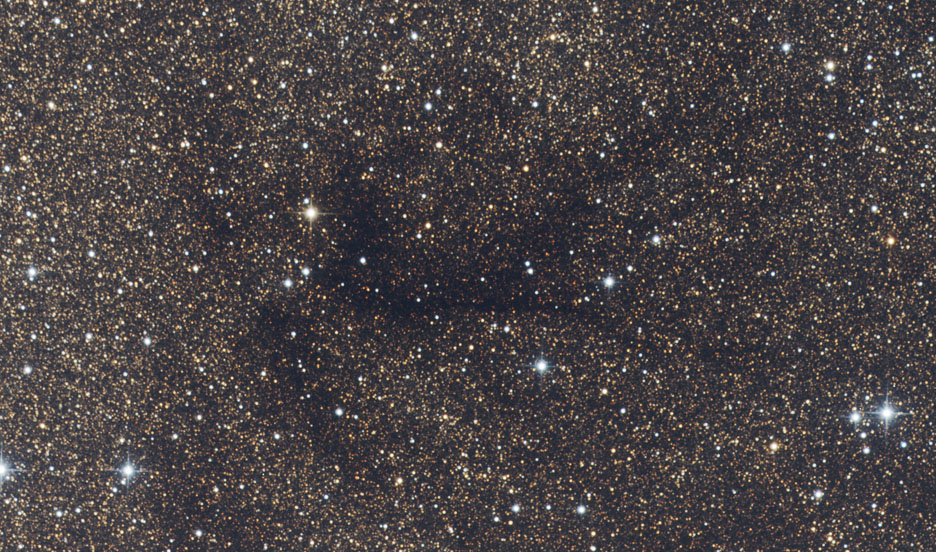 In Heaven with M7, a Portal Into the Deep - Sky & Telescope
