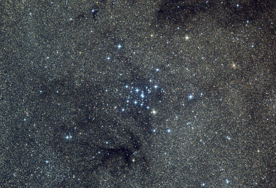 In Heaven with M7, a Portal Into the Deep - Sky & Telescope