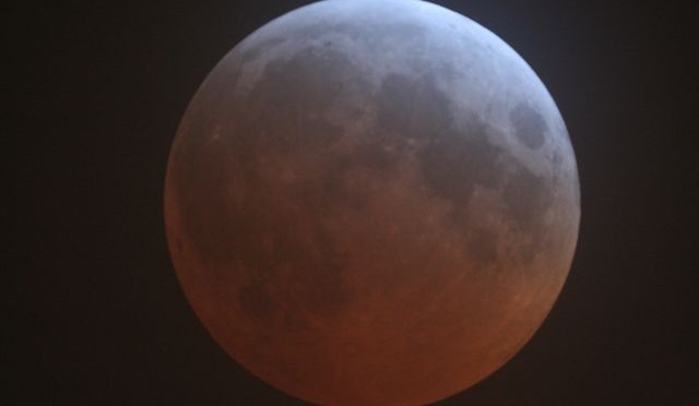 Once in a red moon... | George Spithouris - Sky & Telescope - Sky ...