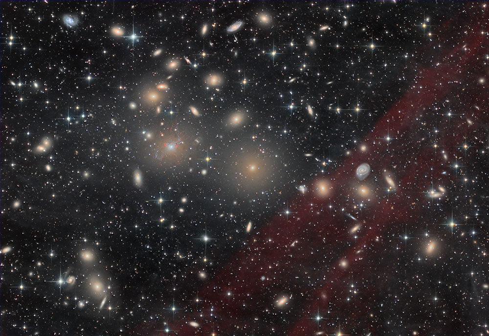 Deep imaging of the Perseus Galaxy Cluster - Sky & Telescope