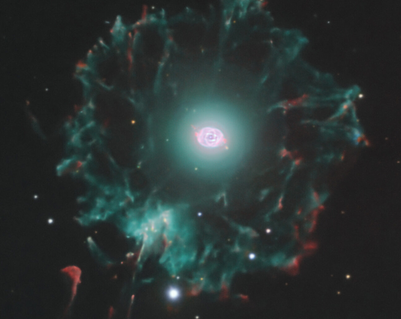 The Cat's Eye Nebula - Sky & Telescope