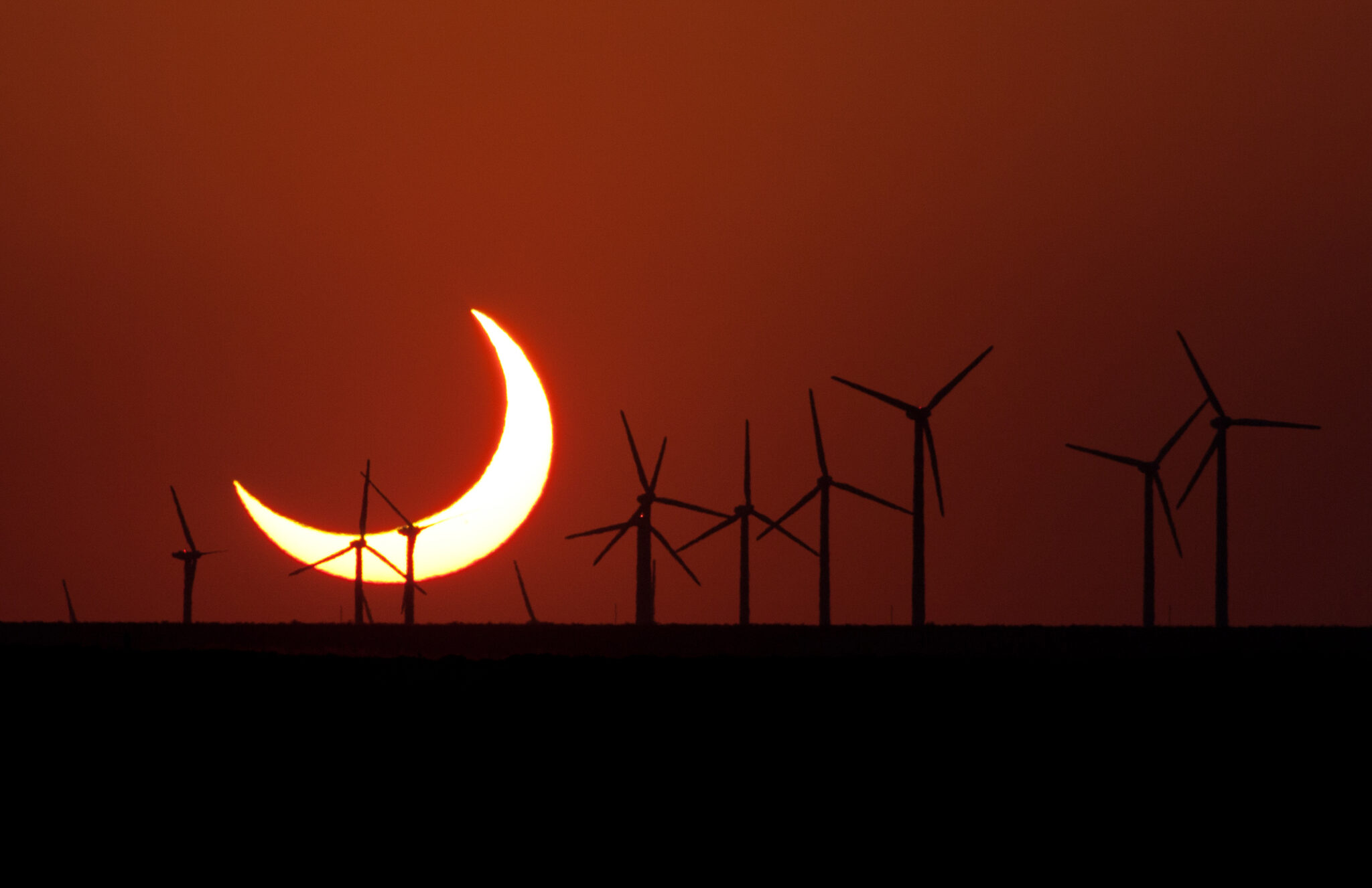 Learn about the Upcoming Solar Eclipses! (with astronomer Andrew ...