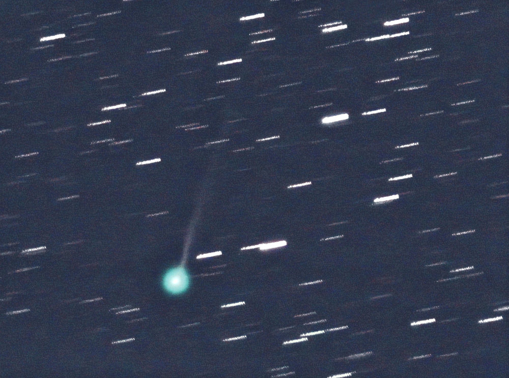 Comet SWAN 2025F - Sky & Telescope