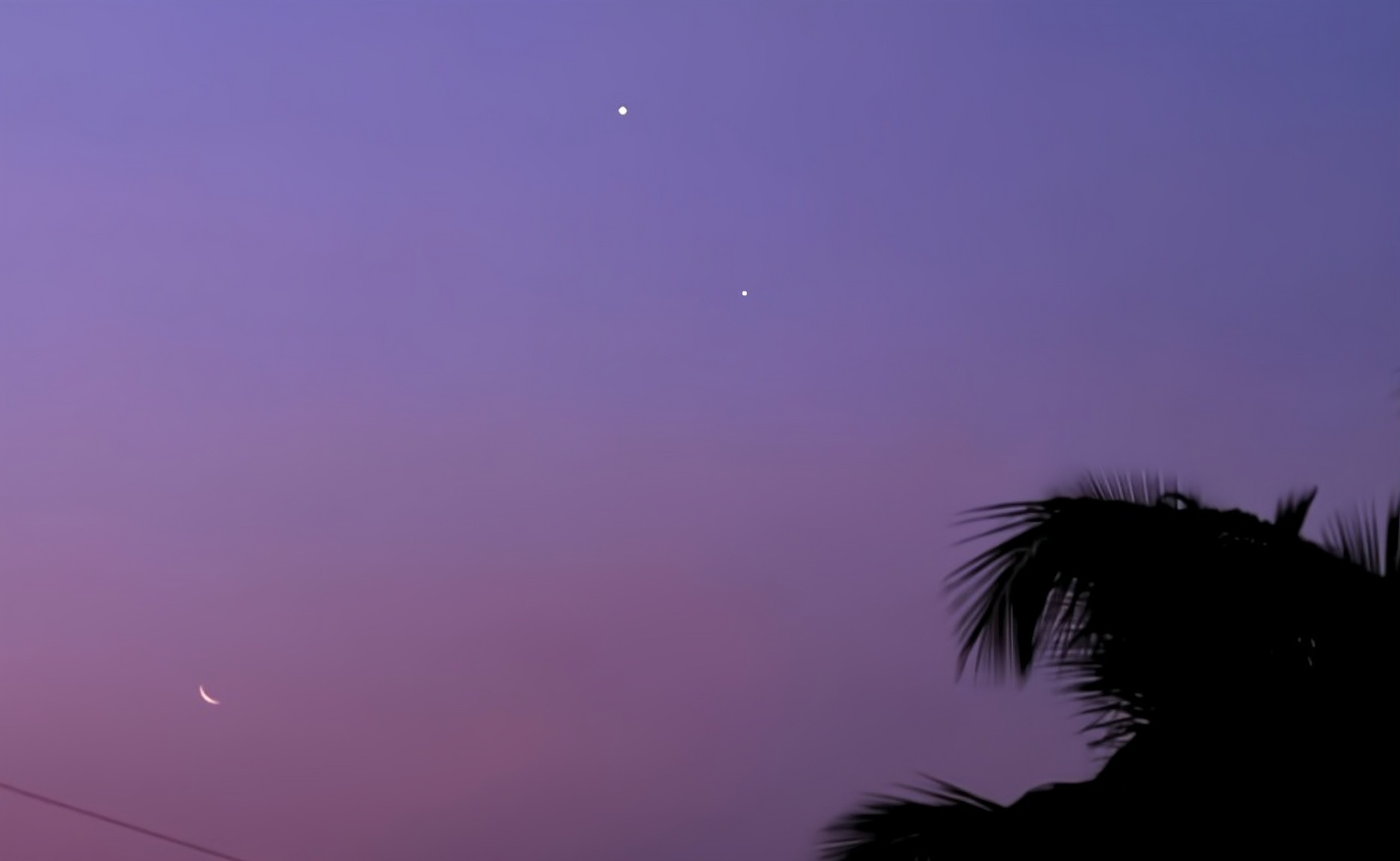 The 'Smiley Face' Planetary Conjunction April 2025 - Sky & Telescope