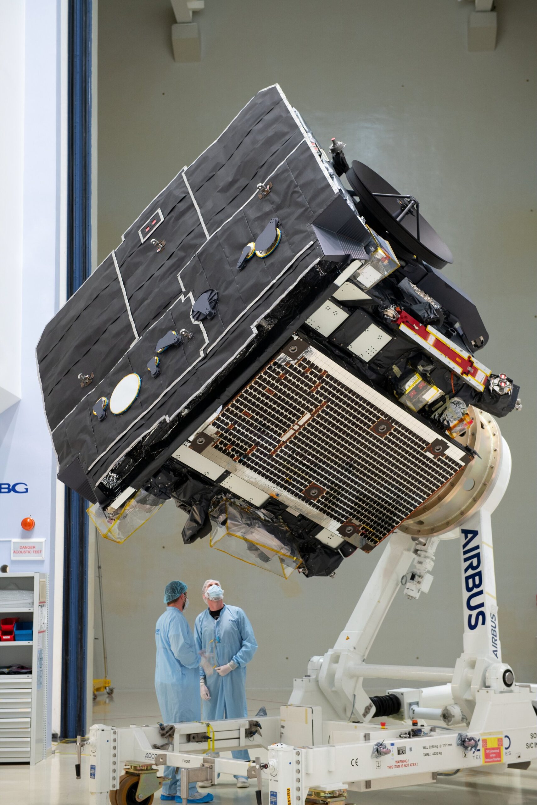 Solar Orbiter to Fly Past Earth Thanksgiving Weekend - Sky & Telescope