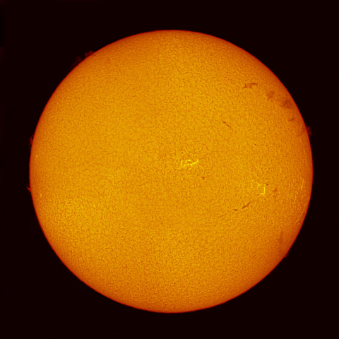 Hydrogen-alpha Sun | Sean Walker - Sky & Telescope