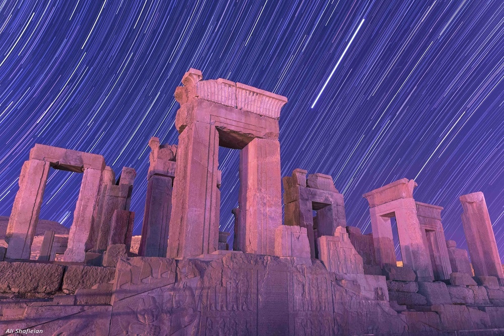 Astronomy Sketches Archives - Sky & Telescope