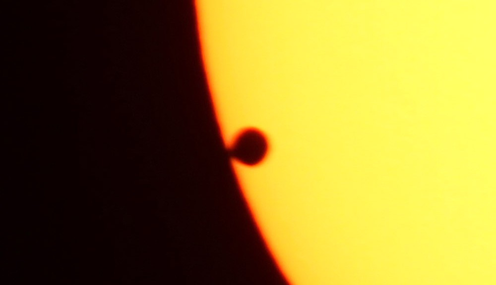 Doubt Cast on Exomoon Candidates - Sky & Telescope
