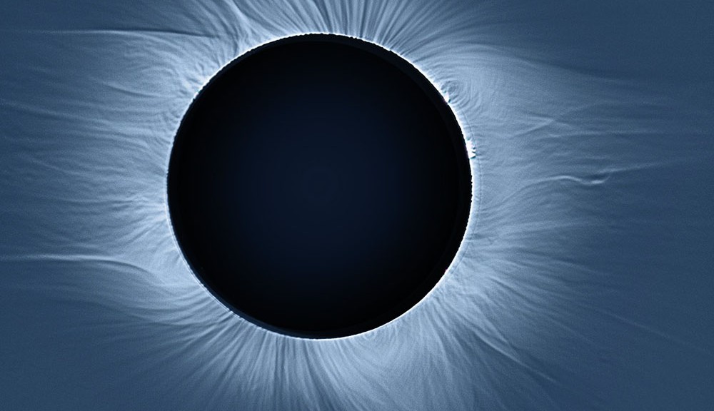 Solar Corona composite | Juan Carlos Casado - Sky & Telescope