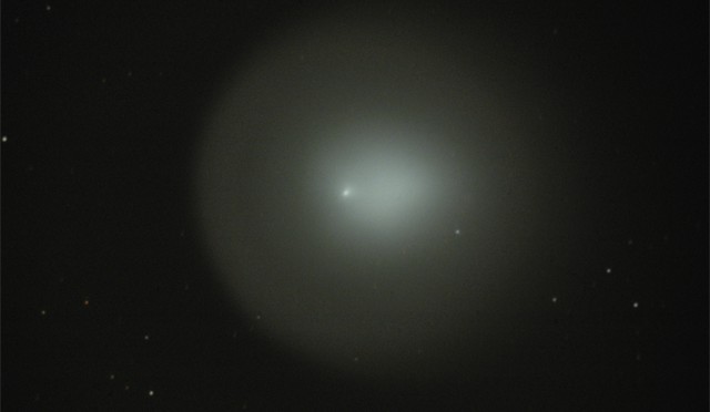 Comet Holmes - 11/03/2007 | Eric O'Laughlen - Sky & Telescope