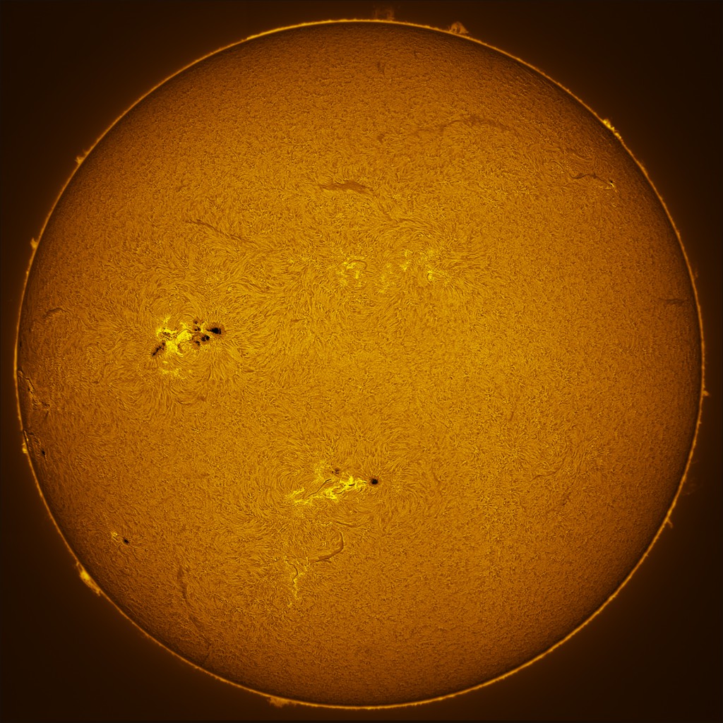 H-ALPHA SUN (20111106) | Pedro Re - Sky & Telescope