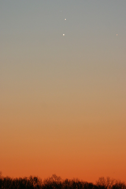 Triple Conjunction | Richard S. Bell - Sky & Telescope